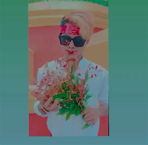 🎧 သီချင်းလေး ကောင်းလို့ပါ💜 အနုပညာ သီချင်း ကမ္ဘာ Facebook