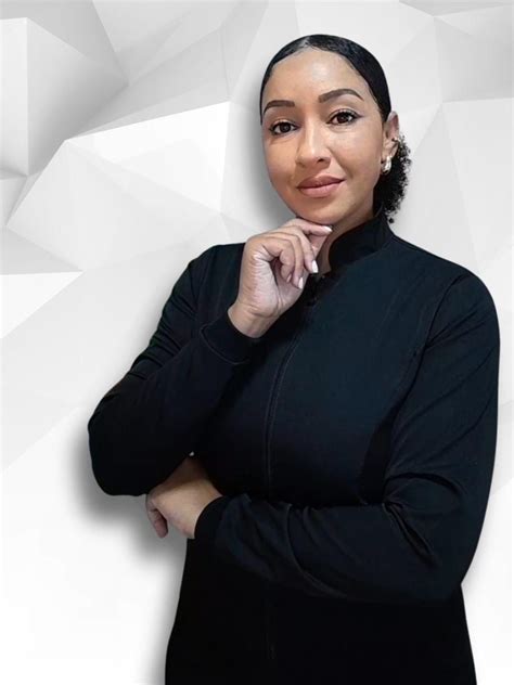 Dra Viviane Félix