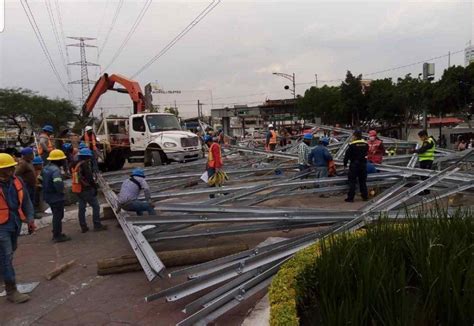 Una Estructura Metálica Se Desplomó En Ermita Iztapalapa Y Dejó Una