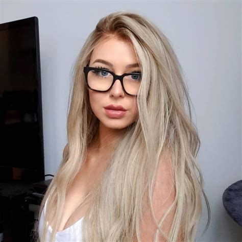 Mikaylah How Do I Look 😊 Usatodaygiral Viral2025 Trending Viral Fyp Gaming Girlgamer