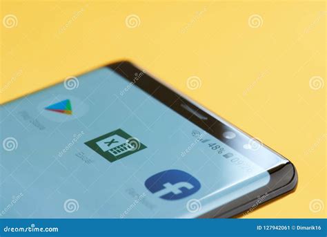 Microsoft Excel Icon On Smartphone Screen Editorial Photo Image Of Microsoft Phone