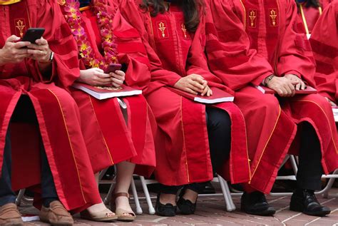 University Of Southern California Cancels Muslim Valedictorian Asna