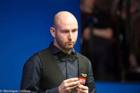 Matthew Selt Beats Womens World Champion