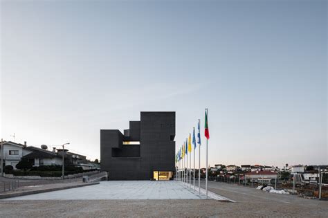 Aquilo Que é Mais Natural Aquilo Que é Essencial Resiste Sempre Entrevista Com José Carlos