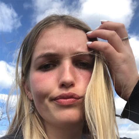 Amy Amy Whitaker • Threads Say More