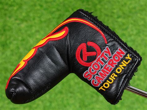 Scotty Cameron Tour Only Black Super Rat Circle T Blade Headcover