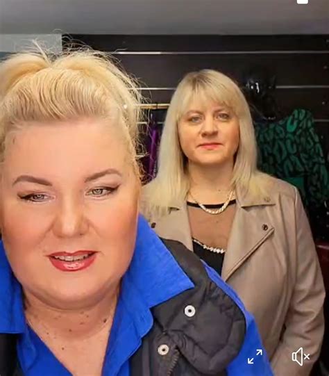 Kvapnus Prisilietimas Raudona Rožė Facebook