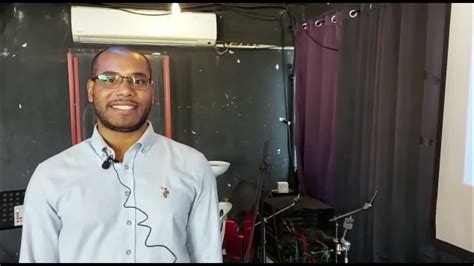 אביעד בכר במשוב לאחר סדנה בנושא התנהלות כלכלית של אלופים עם רובי ראובני Youtube