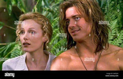 Usabrendan Fraser Et Leslie Mann Dans Une Scène De Cbuena Vista Film