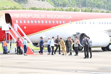 Tiba Di Bandara Syukuran Amiruddin Amir Presiden Jokowi Langsung