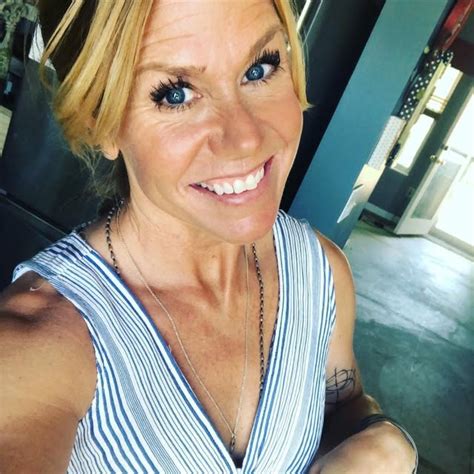 ‎кяιѕтєи нιggιиѕ נєѕѕσρ‎ Kit Kat Jam • Threads Say More