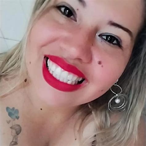 Dani Andrade Daniela Andrade2023 • Threads Say More