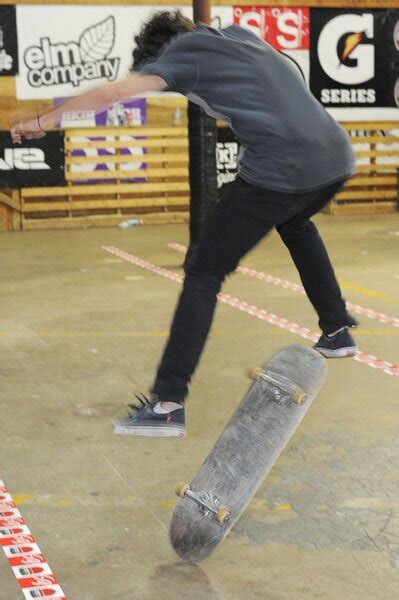 Alex Brawley On Defense — Skatepark Of Tampa