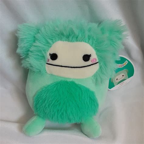 Squishmallows Toys 5 Squishmallows Joelle The Yeti Nwt Poshmark