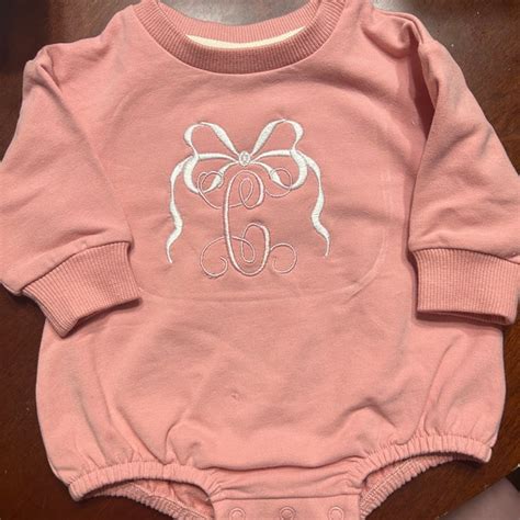 Bow Monogram Frame Girly Embroidery Design Bx Included 5 Sizes