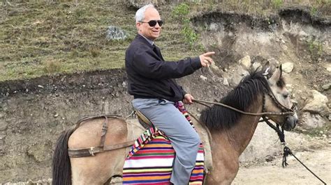 Una Joven Murió Frente A Su Amiga Al Caer En La Entrada De Un Subte Y Todo Quedó Grabado En Un