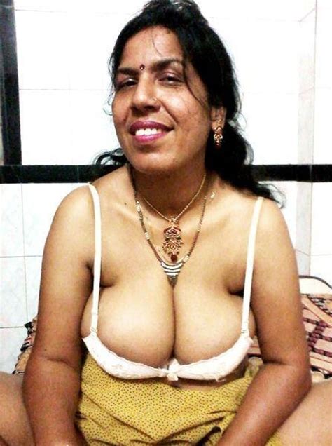 Meena Hot In Saree Free Porn