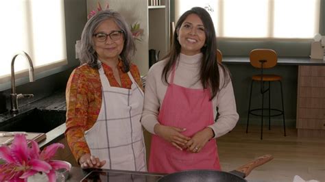 Video Zohreen Shah Makes Samosas With Mom Talks Legacy Of Recipes