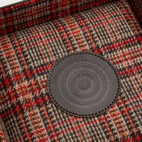Wm Brown Snap Coin Valet Tray