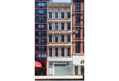 Anat Ebgi Gallery Expands With New Location In New Yorks Tribeca