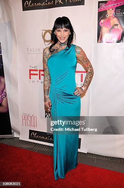Mcgee Model Photos And Premium High Res Pictures Getty Images