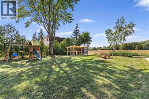 For Rent 585 Fifth Road E Stoney Creek Ontario L8j3k9 40806698