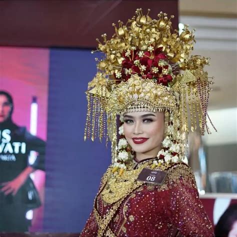 Intip Inspirasi Wedding Makeup Look Yang Lagi Viral Traditional Bride