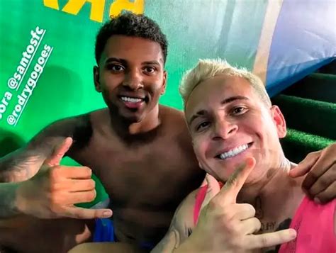 Ex Parceiros De Santos Rodrygo E Soteldo Curtem Resenha Após Jogo Do Brasil