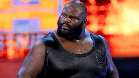 Wwe Hofer Mark Henry Advises Against Dating In The Business