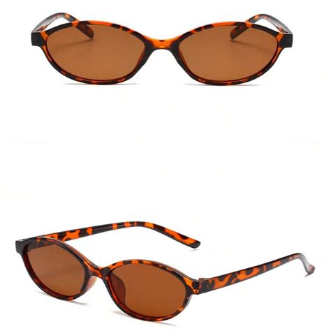 1 Pair Of Small Oval Shaped Fashionable Glasses With Personalized And