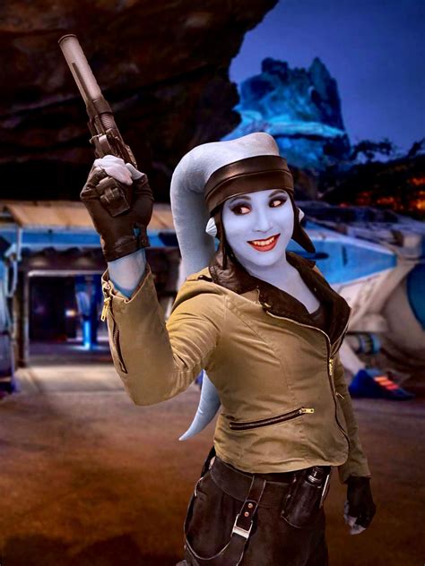 Star Wars Cosplay Twilek 1 By Alessandracosplay On Deviantart