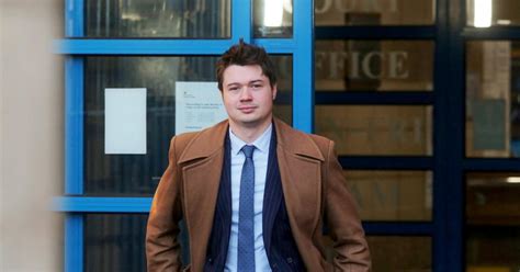 Jutarnji List Glumac Iz Serije Sex Education Proglašen Krivim Za 26