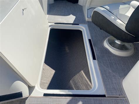 2024 Stingray 182sc Side Console Deck Deck For Sale Yachtworld