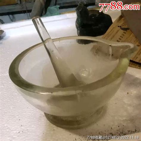 中医文化收藏品捣药罐琉璃杯顺应时代【7788收藏收藏热线】 中医文化收藏品捣药罐琉璃杯顺应时代【7788收藏收藏热线】