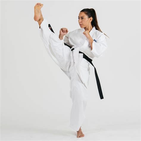 Kyokushin Karate Training Kyokushin Karate Tough And Uncompromising