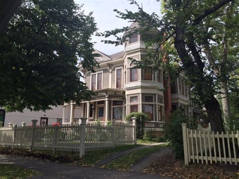 Mork And Mindy House Updated June 2026 23 Photos And 11 Reviews