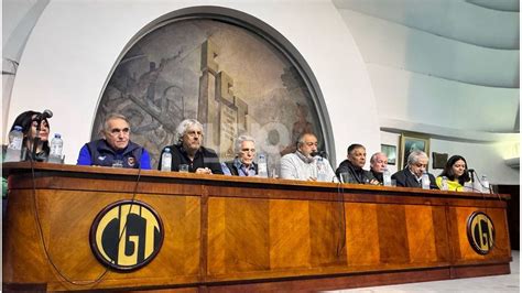 La Cgt Dijo Que El Paro General Fue Un éxito Rotundo Y Criticó La