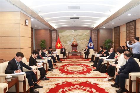 Evn Và Cpecc Thảo Luận Hợp Tác Trong Lĩnh Vực Năng Lượng