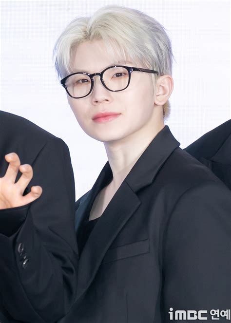 포토 세븐틴 우지 자신감