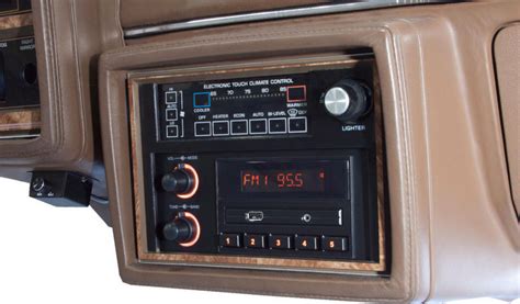 Vintage Car Stereo With Bluetooth