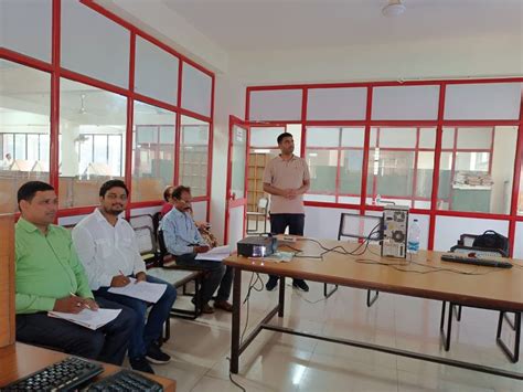 Vijay Pratap Singh On Linkedin During A Session At Bbdnitm Lucknow