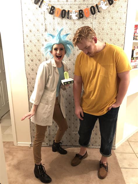 Woman Rick And Buff Morty Rrickandmorty