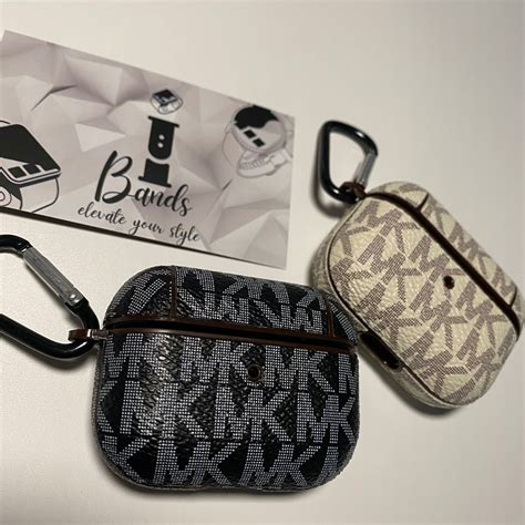 НОВО! Кожен кейс Michael Kors за AirPods 1 | 2 | 3 | Pro | Pro 2 гр ...