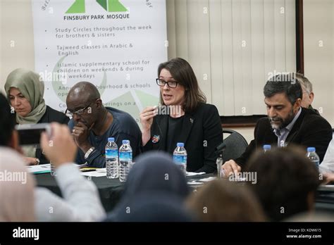 London Uk 15th Oct 2017 Treena Fleming Detective Superintendent Of Islington Lead For