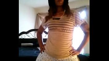 The Boss Lady Shows You Her Booty Is All Natural Xnxx Com