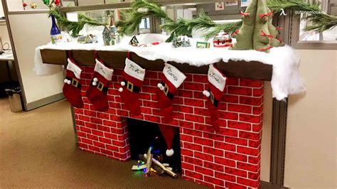 Christmas Decorating Themes Office