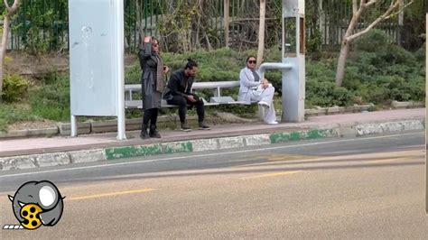 دوربین مخفی یواشکی از پشت دخترا عکس میگیره فیلو