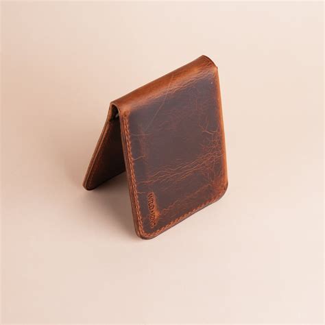 Discover Our Handmade Bifold Leather Wallets Wild And King