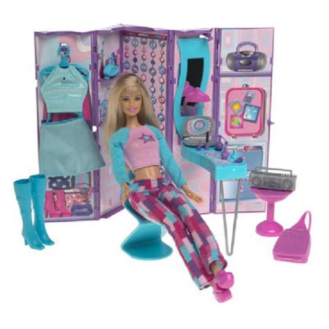 Secret Style™ Barbie® Doll Blonde B0645 Barbiepedia
