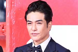 55歳・北村一輝が「また若返った」 髪カット報告にネット熱視線「短いのが似合う」「イケおじ」 Encount